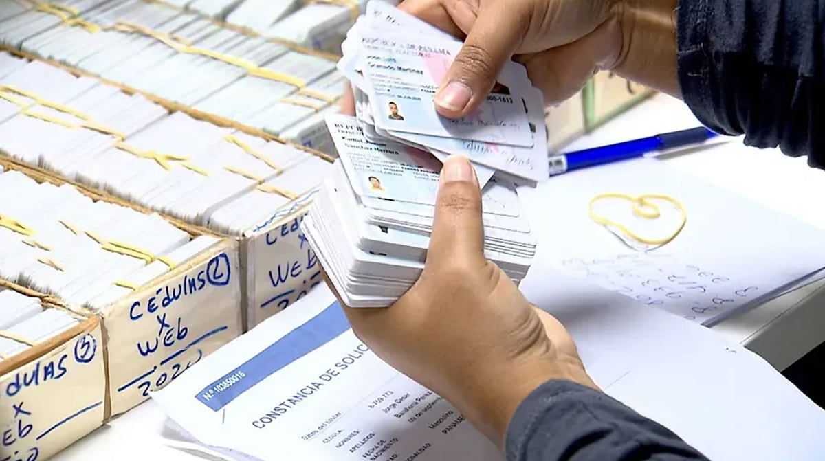 Presentan el Sistema de Identidad Digital: cédula digital y nuevos ...