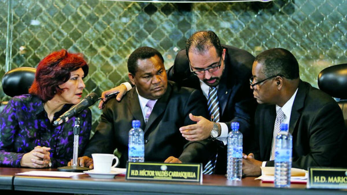 Víctor Benavides, bajo la lupa | La Prensa Panamá